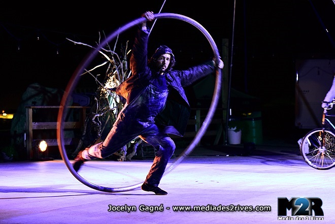 FLEUVE -MACHINE DE CIRQUE à la Baie de Beauport 12 août 2020